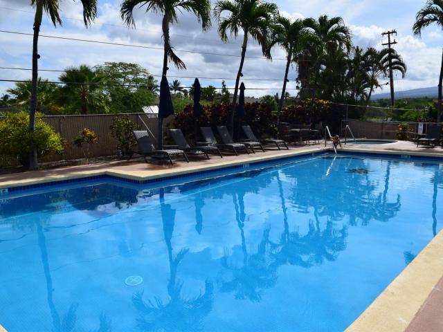 Maui Gardens 1bd 1ba upstairs Unit Mostly Furnished
