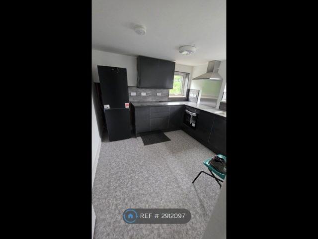 Mauldeth Road, Manchester M19, 2 bed flat to rent, £1,200 pcm | PrimeLocation