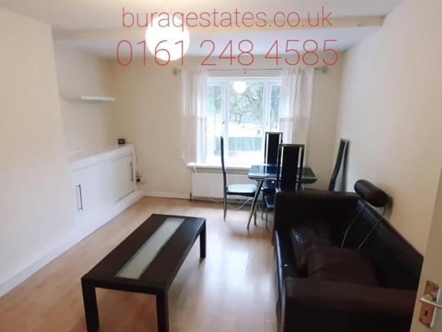 Mauldeth Road, Manchester M20 4 bed house to rent £2,167 pcm £500 pw