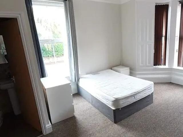 Mauldeth Road, Manchester, M20 4NS, United Kingdom | 1 bed house for rent #167530689 | Rentberry