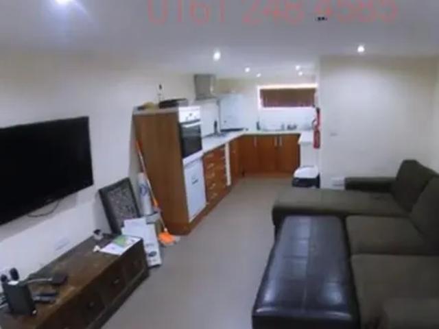 Mauldeth Road, Manchester, M20 4NS, United Kingdom | 3 bed apartment for rent #16538829 | Rentberry