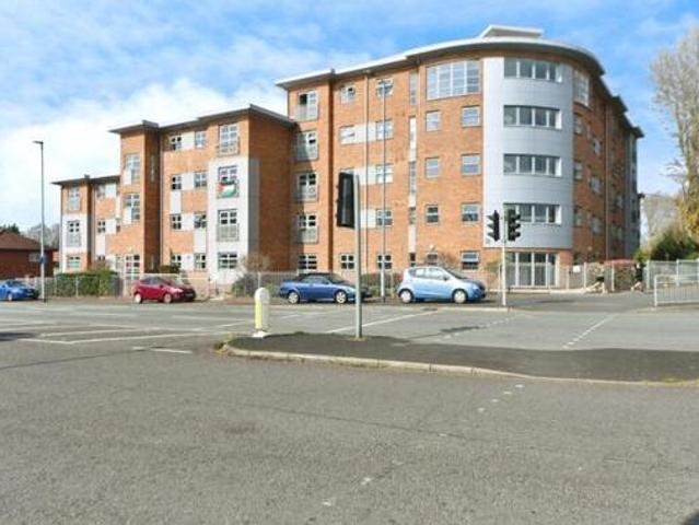 Mauldeth Road West, Chorlton, 2 Bedroom Flat