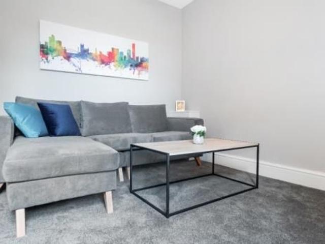 Mauldeth Road, Withington, Manchester M20, 1 bed flat to rent, £1,150 pcm | PrimeLocation