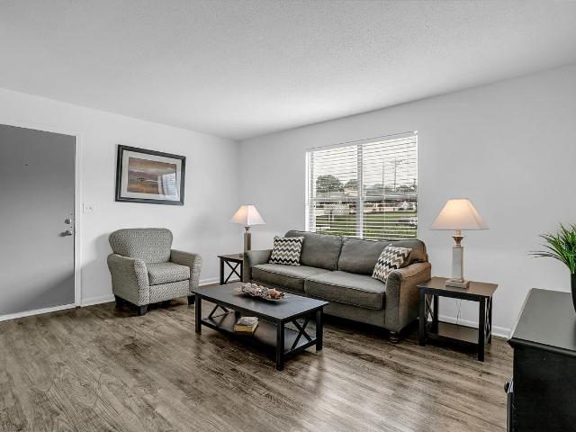 Mauldin Meadows 2 Bedroom Apartment for Rent at 288 Old Mill Rd, Mauldin, SC 29662