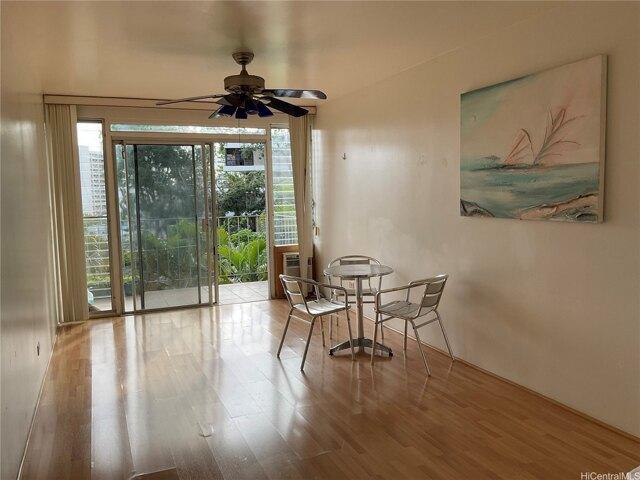 Maunaihi Pl Apt,honolulu, Condo For Sale