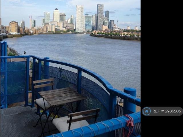 Mauretania Building, London, E1W 2 bed flat to rent £2,550 pcm £588 pw