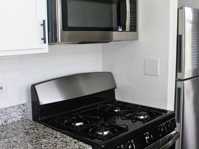 Maven @ 806 1 Bedroom Apartment for Rent at 806 E Chestnut St, Louisville, KY 40204 Phoenix Hill