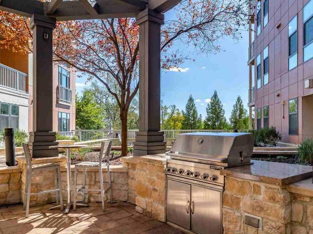 Maven at Wheaton Studio Apartment for Rent at 10914 Georgia Ave, Glenmont, MD 20902 Wheaton Glenmont