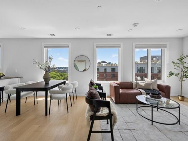 Maverick Sq Ph,boston, Condo For Sale