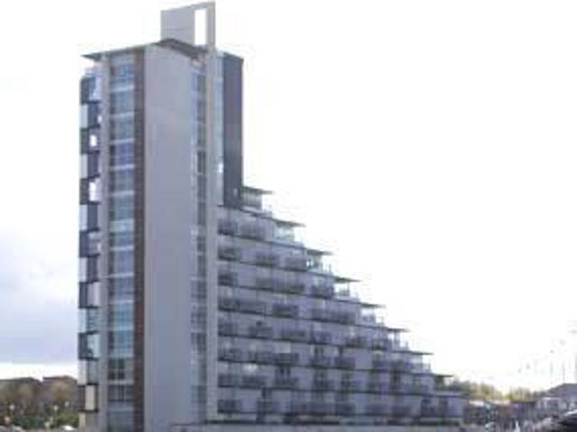 Mavisbank Gardens, City Centre, 2 Bedroom Flat