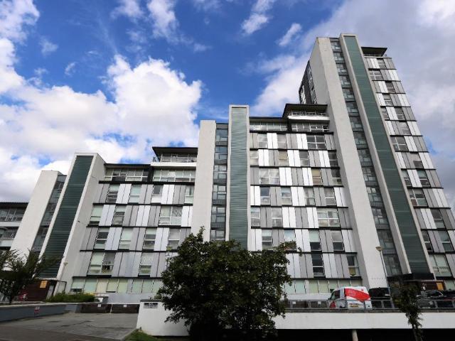 Mavisbank Gardens, Glasgow, G51 1 bed flat to rent £1,195 pcm £276 pw