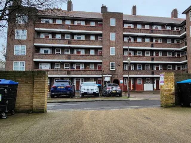 Mawbey House, Old Kent Road, London, SE1 5JH, United Kingdom | 3 bed apartment for rent #165466691 | Rentberry