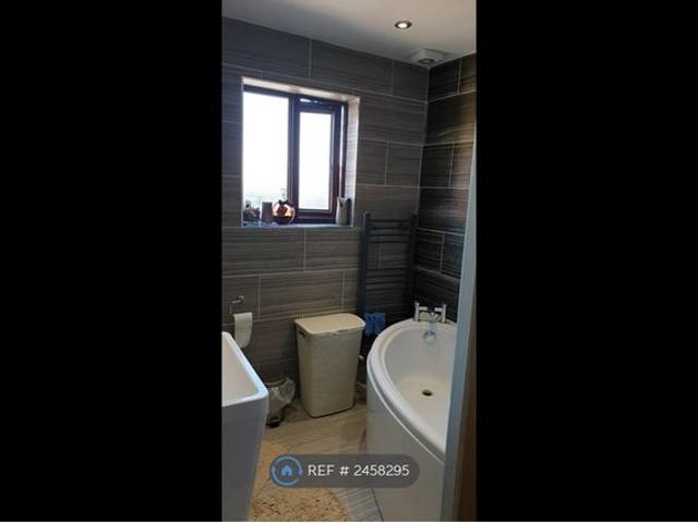 Mawbray Close, Reading RG6, 3 bedroom semi detached house to rent 70082720 | PrimeLocation