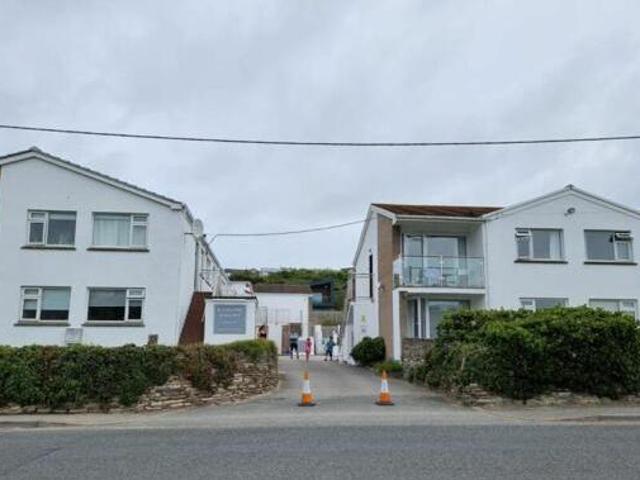 Mawgan Porth, Newquay, 2 Bedroom Ground