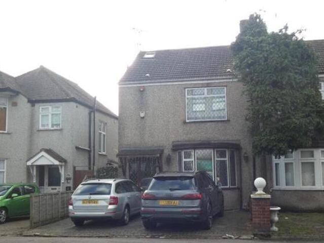 Mawney Road, Romford, 5 Bedroom Semi detached