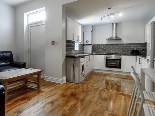 Maxton Road, Liverpool, L6 6BJ, United Kingdom | 6 bed townhouse for rent #51190297 | Rentberry
