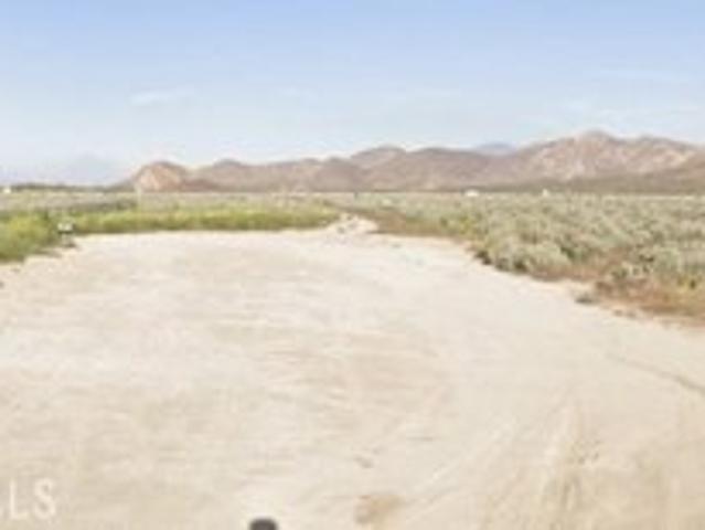 Maxwell Ave, Mojave, CA 93501