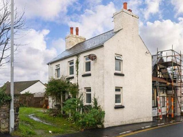 Maxwell Cottage, Main Road, 2 Bedroom Village