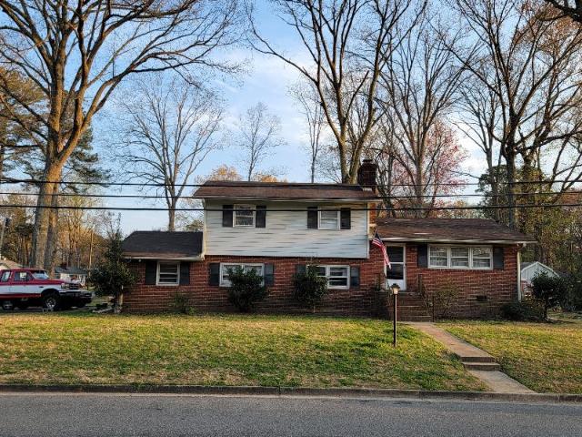 Maxwell Gardens Room for Rent