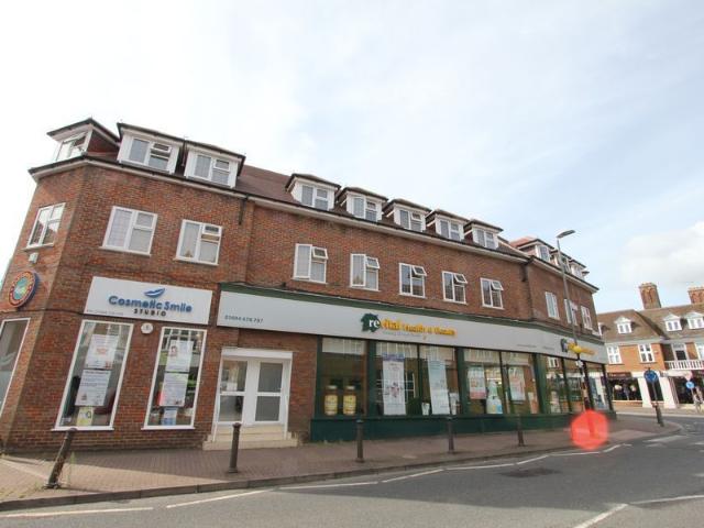 Maxwell House, Maxwell Road, Beaconsfield HP9, 1 bed flat to rent, £1,195 pcm | PrimeLocation