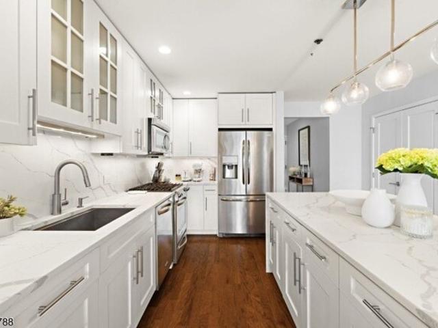 Maxwell Ln Apt,hoboken, Condo For Sale