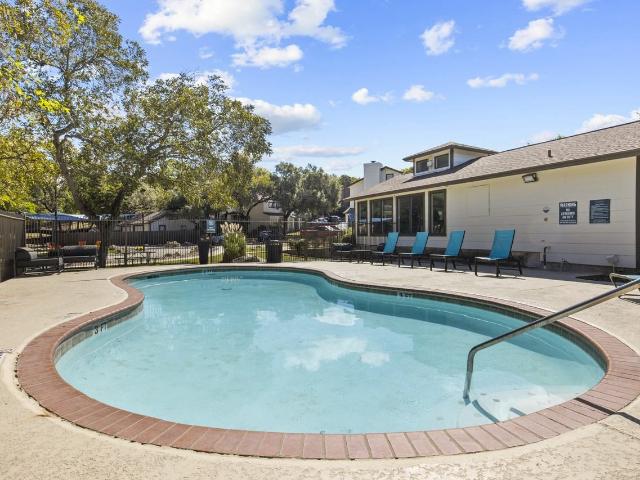 Maxwell Townhomes 2 Bedroom Apartment for Rent at 11146 Vance Jackson Rd, San Antonio, TX 78230 Vance Jackson