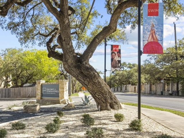 Maxwell Townhomes 3 Bedroom Apartment for Rent at 11146 Vance Jackson Rd, San Antonio, TX 78230 Vance Jackson