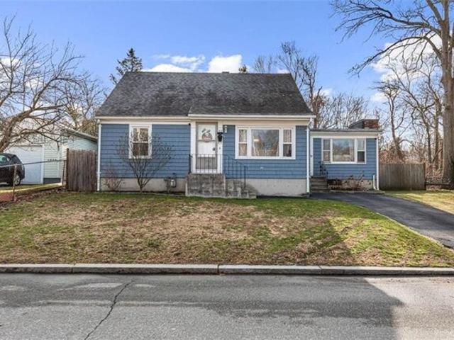Maxfield Ave, East Providence, Home For Sale