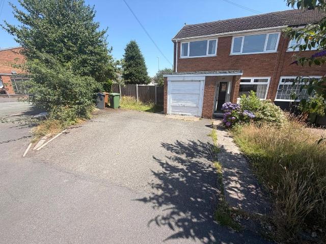 Maxholm Road, Streetly B74, 3 bed semi detached house to rent, £1,250 pcm | PrimeLocation