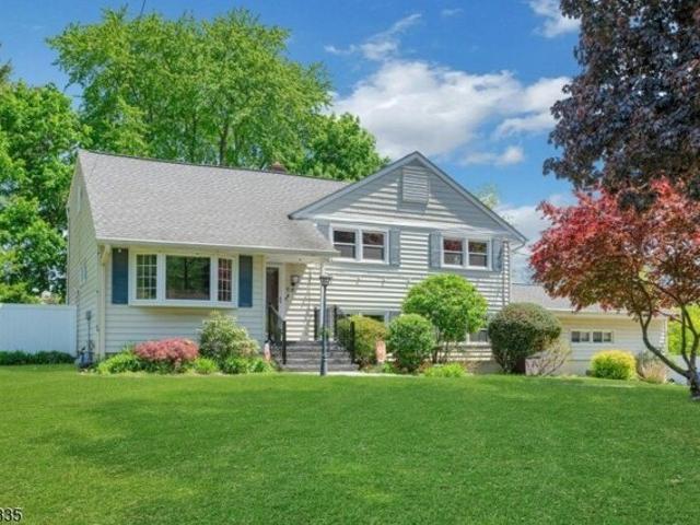 Maxine Dr, Morris Twp, Home For Sale