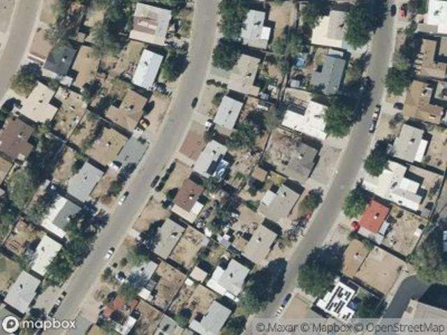 Maxine St NE