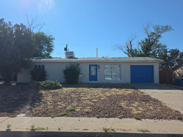 Maxine St NE