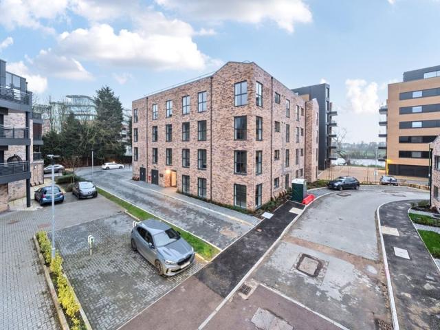 Maythorn House, 1 Bridgewater Close, Nottingham, Nottinghamshire NG2, 2 bed flat to rent, £1,200 pcm | PrimeLocation