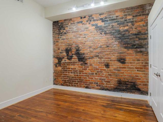 Mayton Transfer Lofts 2 Bedroom Apartment for Rent at 250 E Bank St, Petersburg, VA 23803