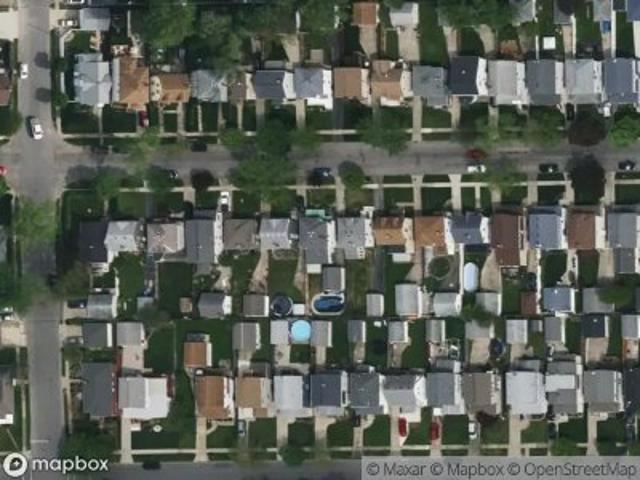 Mayville Ave