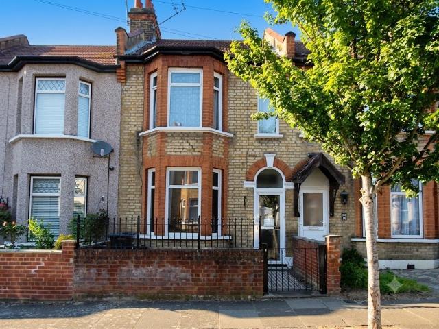 Mayville Road, Ilford IG1, 2 bed terraced house to rent, £2,050 pcm | PrimeLocation