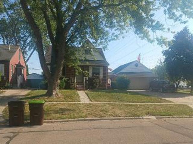 Maywood Ave