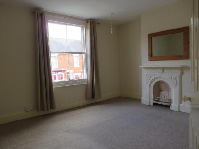 May Crescent, Lincoln, LN1