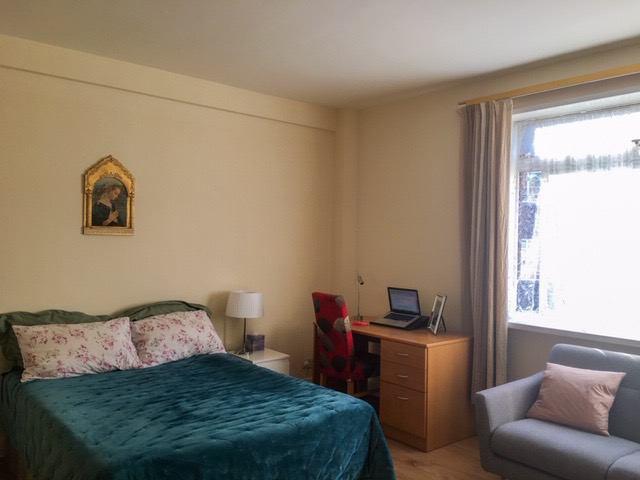 May until June 12 Marble Arch studio flat