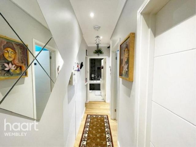 Maybank Avenue, Wembley 2 bed apartment to rent £2,200 pcm £508 pw
