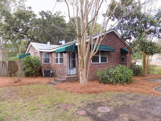 Maybank Hwy, Johns Island, Home For Sale
