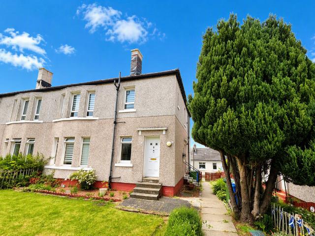 Maybole Street, Glasgow G53, 2 bed flat to rent, £995 pcm | PrimeLocation