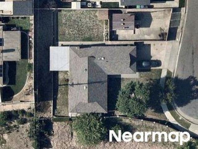 Maybrook Ave