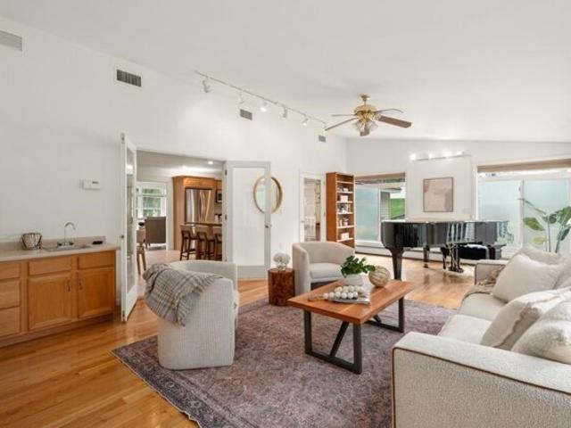 Maybrook Ave, Manchester, Home For Sale