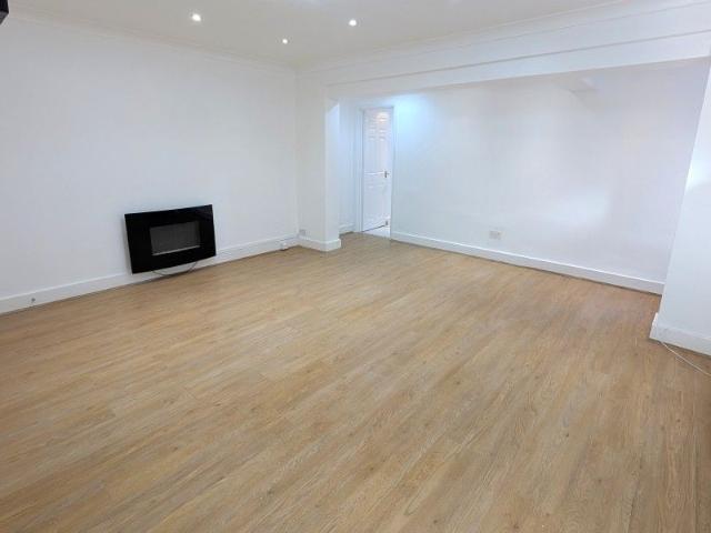 Maybury Hill, Woking, Surrey, GU22