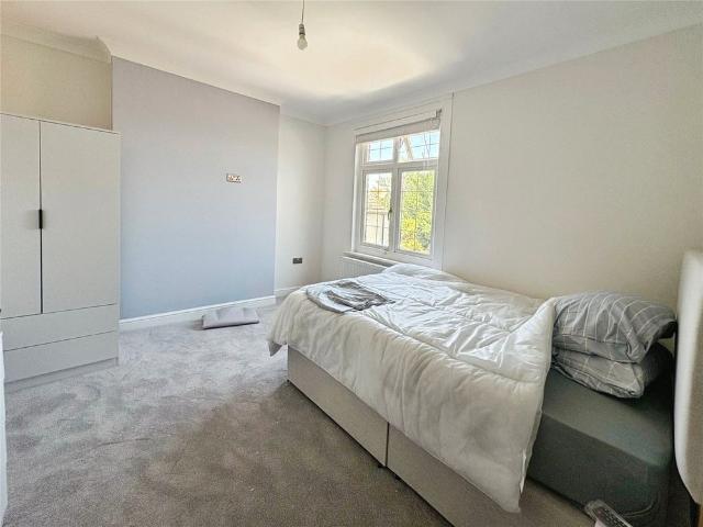 Maybury Road, Woking, Surrey, GU21 5JR