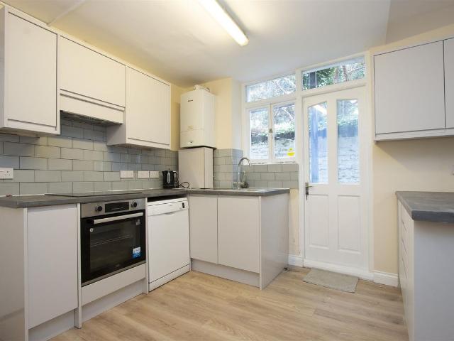 Maybury Street, Tooting SW17, 2 bed flat to rent, £1,950 pcm | PrimeLocation