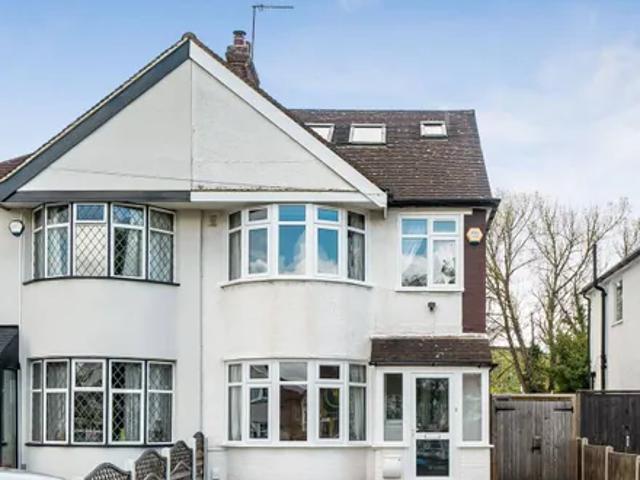 Mayday Gardens, London, SE3 8NP, United Kingdom | 3 bed house for rent #167835565 | Rentberry