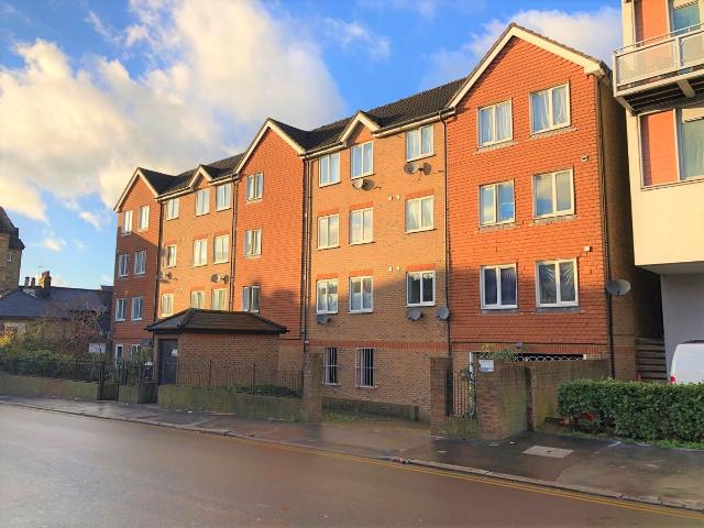 Mayday Road, Thornton Heath CR7, 1 bed flat to rent, £1,200 pcm | PrimeLocation