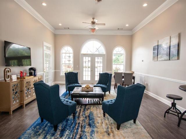 Mayfair at Carrollton 3 Bedroom Apartment for Rent at 318 Columbia Dr, Carrollton, GA 30117